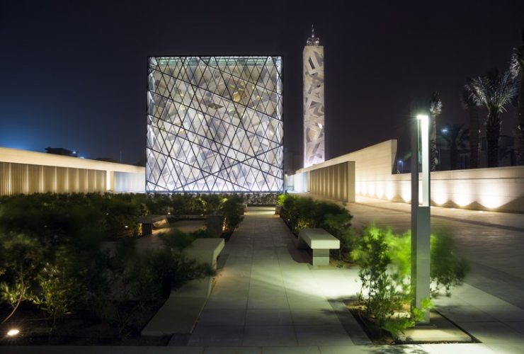 Cube-shaped Mosque levitating Above Water in Riyadh | HOK
