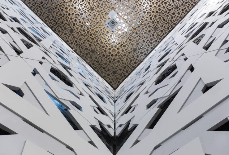 Cube-shaped Mosque levitating Above Water in Riyadh | HOK