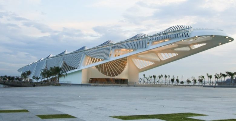 Floating Museum of Tomorrow by Santiago Calatrava in Brazil